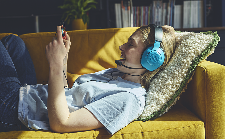 JBL Quantum 100N | Wired over-ear gaming headset with detachable mic