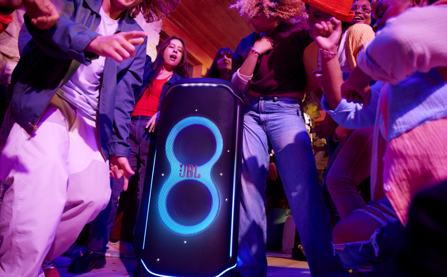 JBL PartyBox Ultimate | Massive party speaker with powerful sound ...